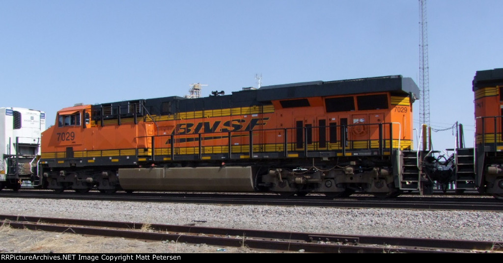 BNSF 7029